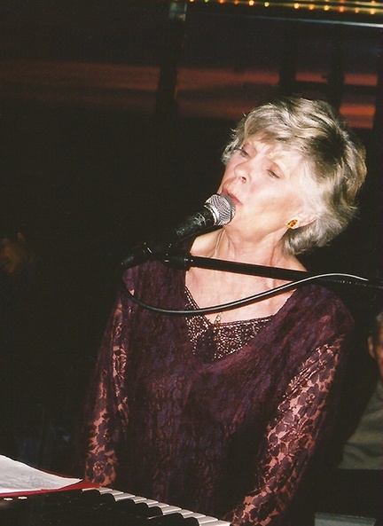 Toni Blodgett: Keeping Jazz Alive | INSPIRED 55+ Lifestyle Magazine